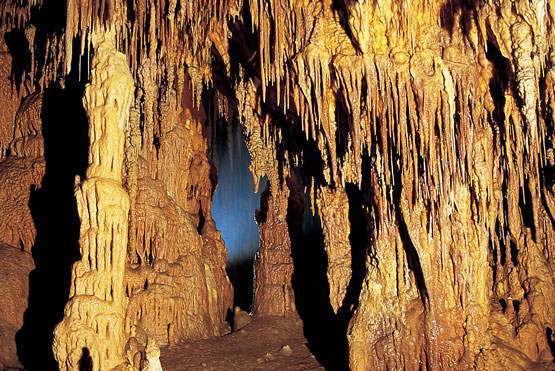 Estalagmitas - EcuRed