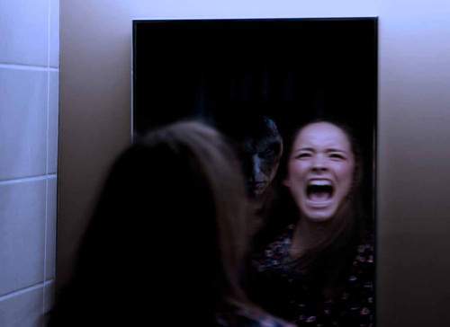 Eisoptrofobia - EcuRed