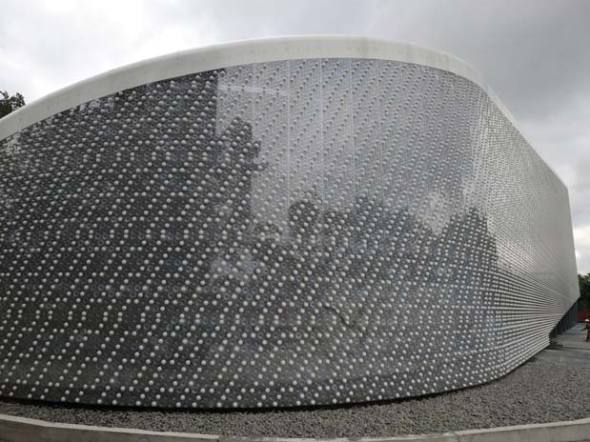 EcoArk edificio de plástico - EcuRed