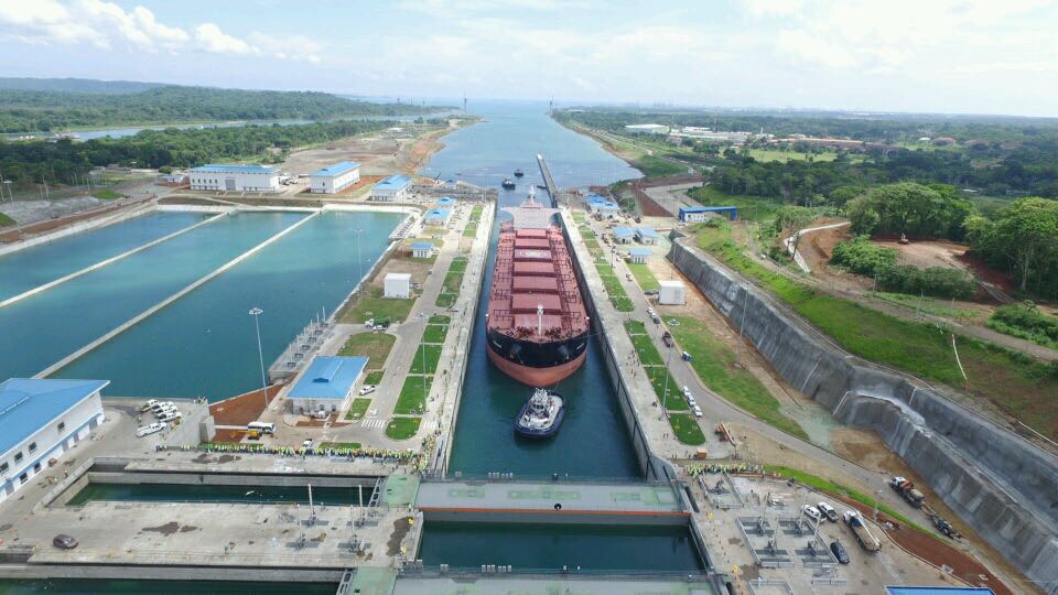 Esclusas Del Canal De Panamá Ecured