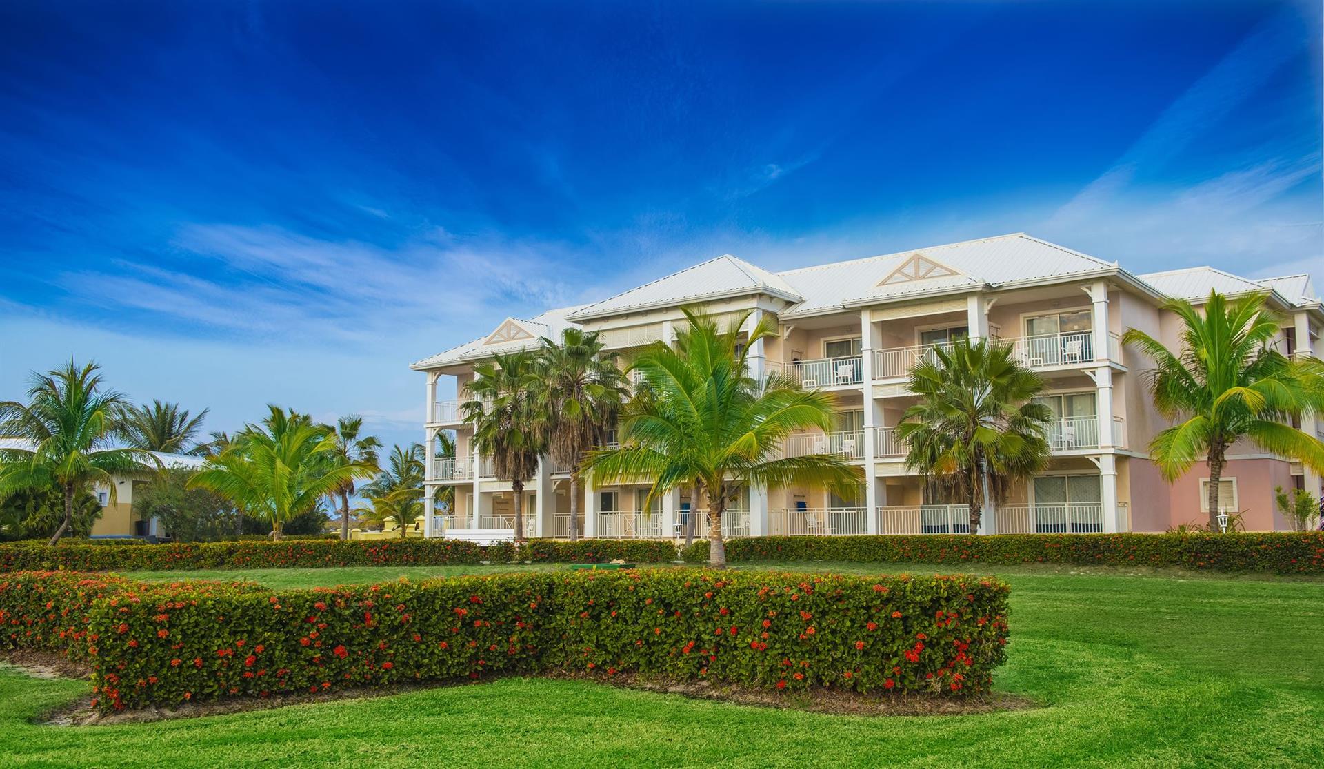 Archivo:Fiesta Americana Punta Varadero 001.jpg - EcuRed