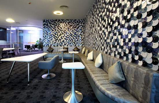 Archivo:Disen Guang.jpg - EcuRed