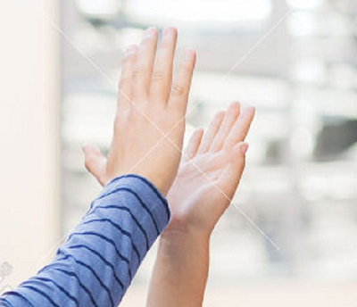 Chocar los cinco - EcuRed