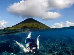 Banda Api (volcán) - EcuRed