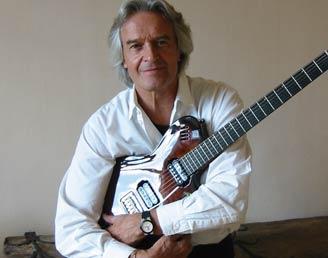 John McLaughlin - EcuRed