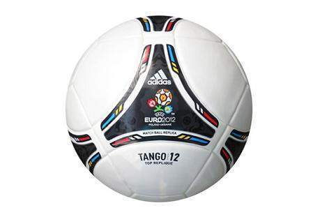 Adidas Tango 12 - EcuRed