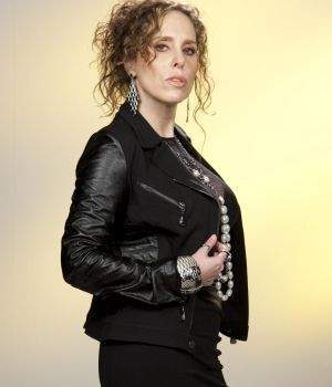 Azela Robinson - EcuRed