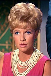 Maureen Arthur - EcuRed