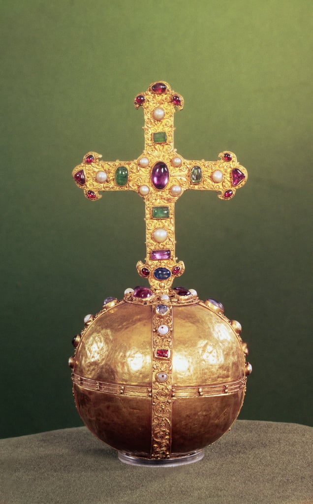 Orbe (joya) - EcuRed