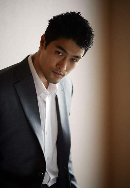 Johnny Nguyen - EcuRed