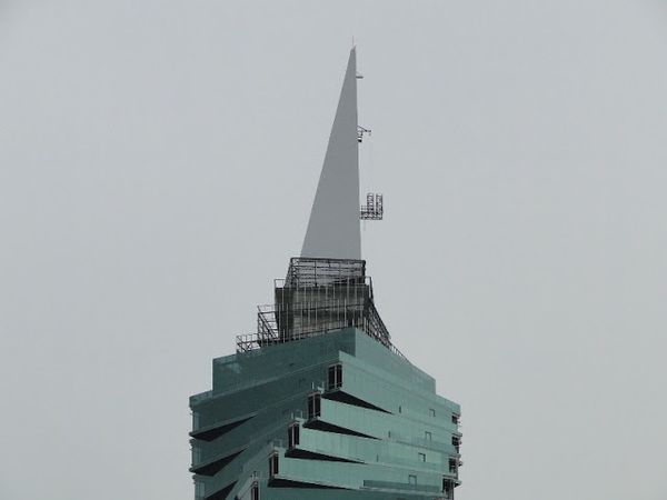 F&F Tower - EcuRed