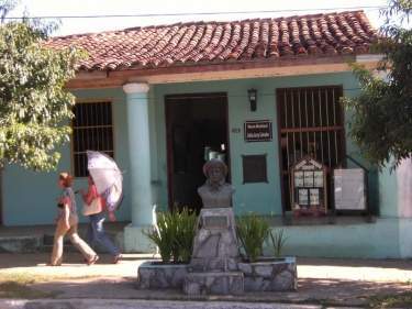 Museo Adela Azcuy Labrador - EcuRed
