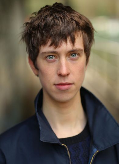 Angus Imrie - EcuRed