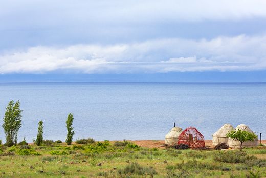 Lago Ysyk-Köl - EcuRed