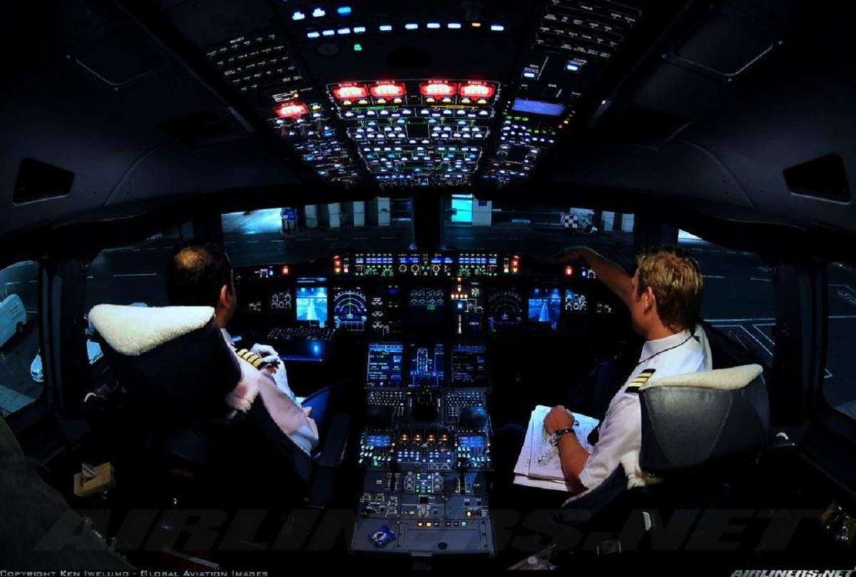 Archivo:CPilot Cabin 2010.jpg - EcuRed