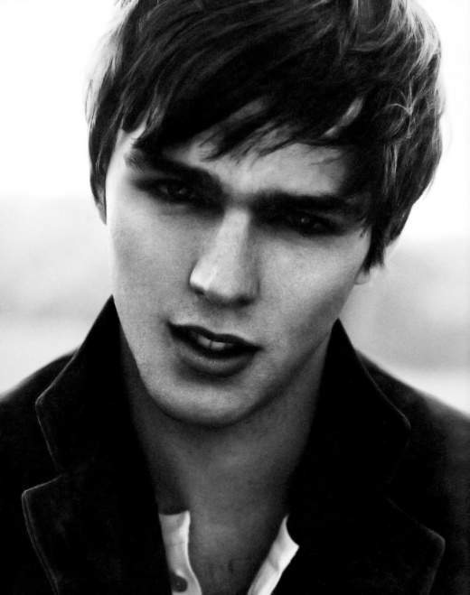 Nicholas Hoult - EcuRed