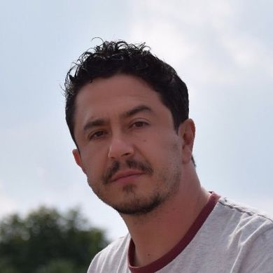 Moisés Iván Mora - EcuRed