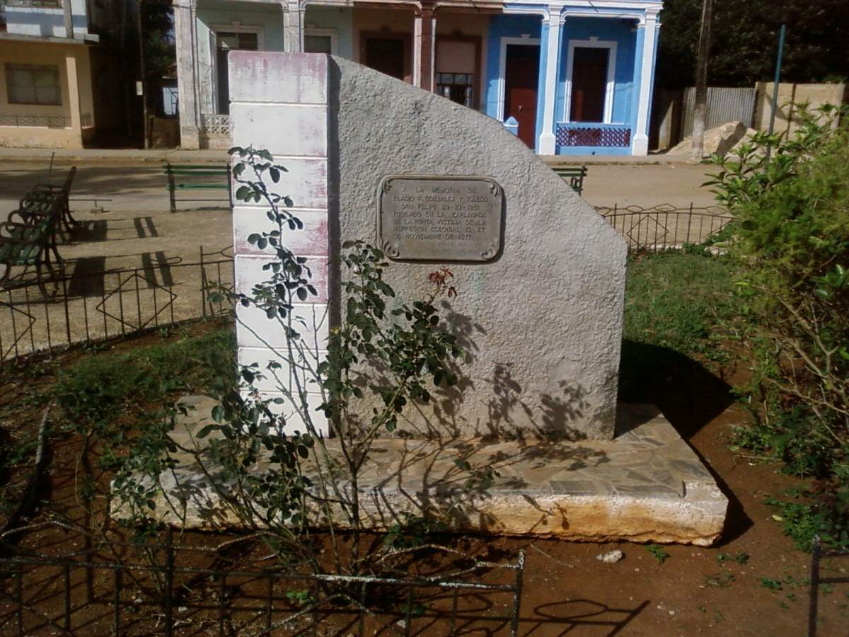 Monumento a Eladio González Toledo - EcuRed
