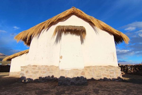Iglesia de la Virgen del Carmen de Tacora (Chile) - EcuRed