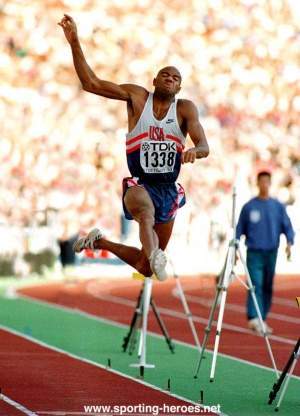 Mike Powell - EcuRed