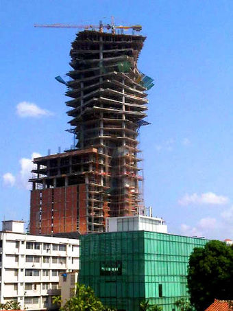 F&F Tower - EcuRed